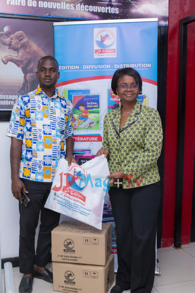 Actions sociales / Don de JD Éditions au collège privé François Viete ...